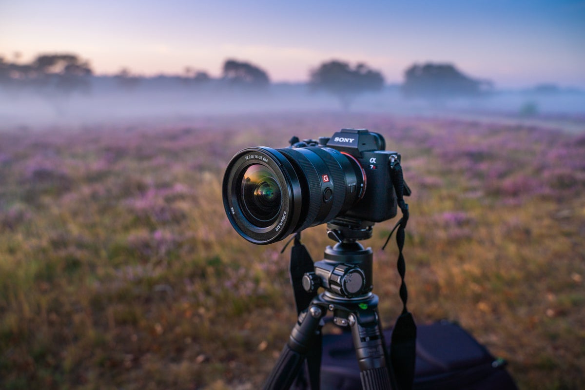 The Best Landscape Photography Lenses for Sony E-Mount Cameras ...