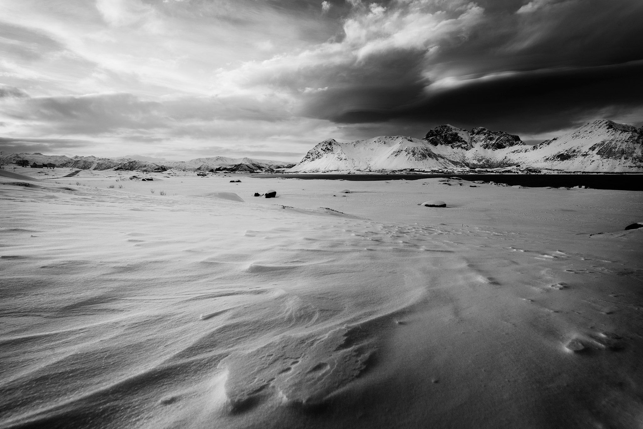 15 Tips for Monochrome Photography | Iceland Photo Tours